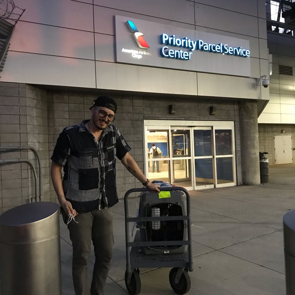 American Priority Parcel - Jamaica, NY