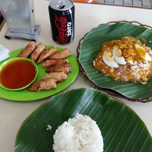 Aling Tonang's Pancit Palabok - New Zañiga - Boni Avenue
