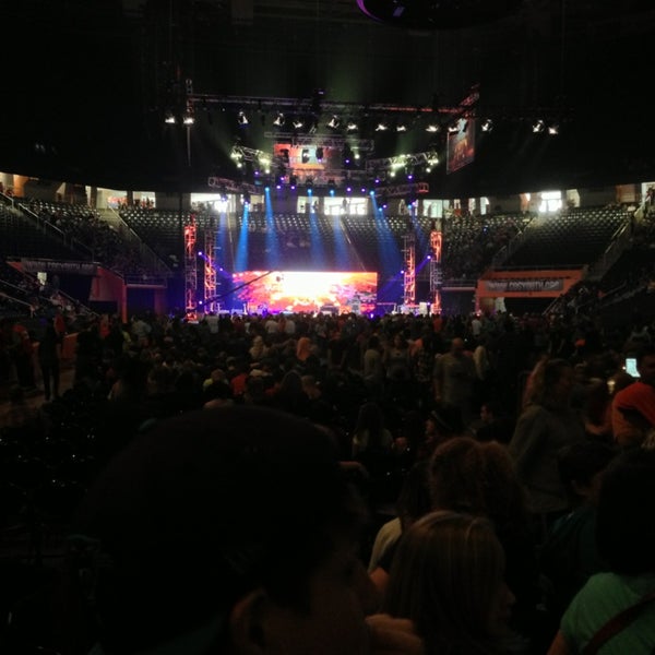 Thompson-Boling Arena Luxury Box Suites - Downtown Knoxville ...