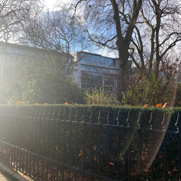 Portman Square - Plaza in Marylebone