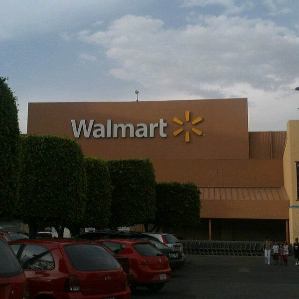 Walmart - Big Box Store in Tlalnepantla de Baz