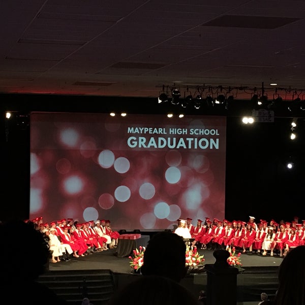 Photos at Southwestern Assemblies of God University (SAGU) - 6 tips