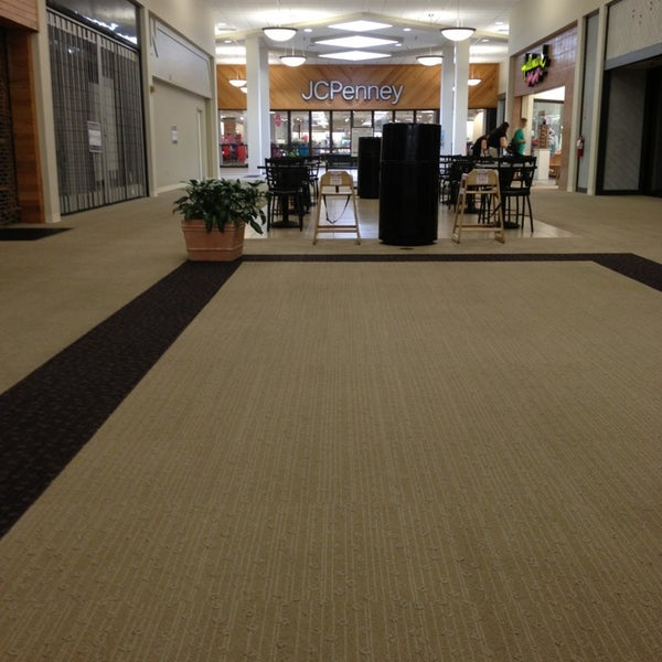 Ponce de Leon Mall - Shopping Mall