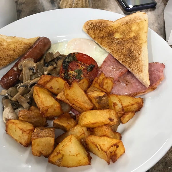 Mess Cafe - Hackney Central - 38 Amhurst Rd