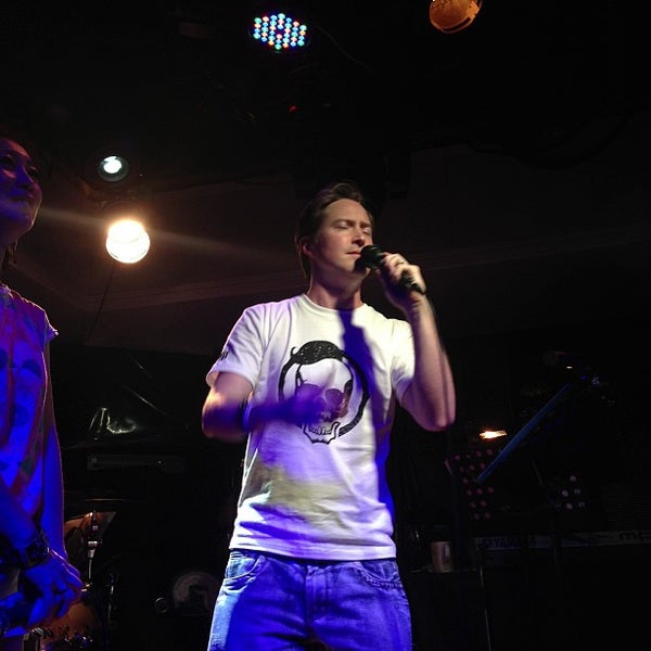 EZ5 Live House - 安和路二段211號