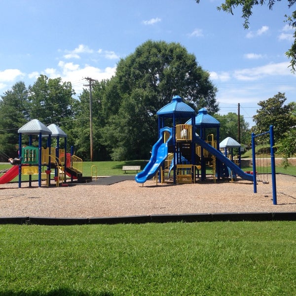 Milt Dickens Park - Oak Ridge, TN