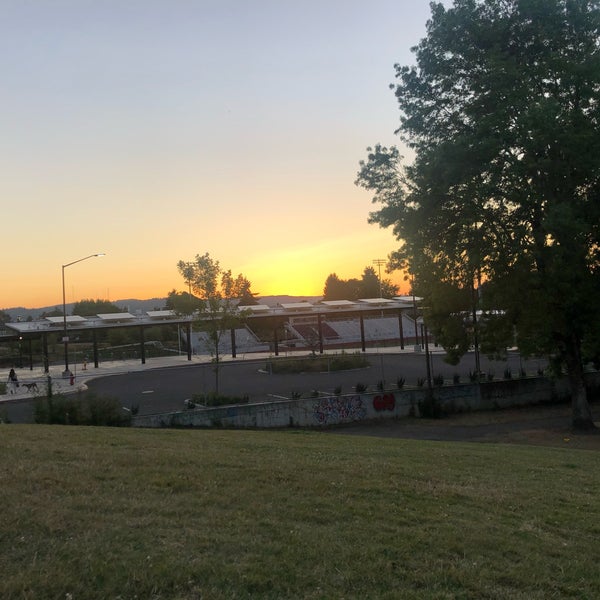 Clinton Park - SE 55th Ave & Woodward St