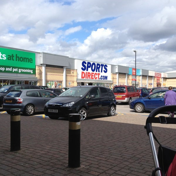 Altrincham Retail Park - George Richards Way