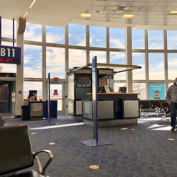 Gate B11 - Terminal 1, Concourse B