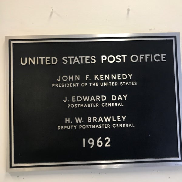 Highland Park Post Office - 1 tip from 140 visitors