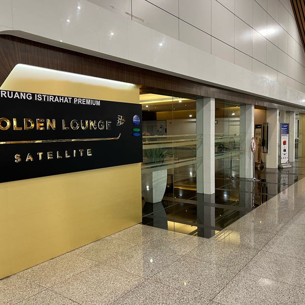 MAS Golden Lounge - Satellite - 138 tips