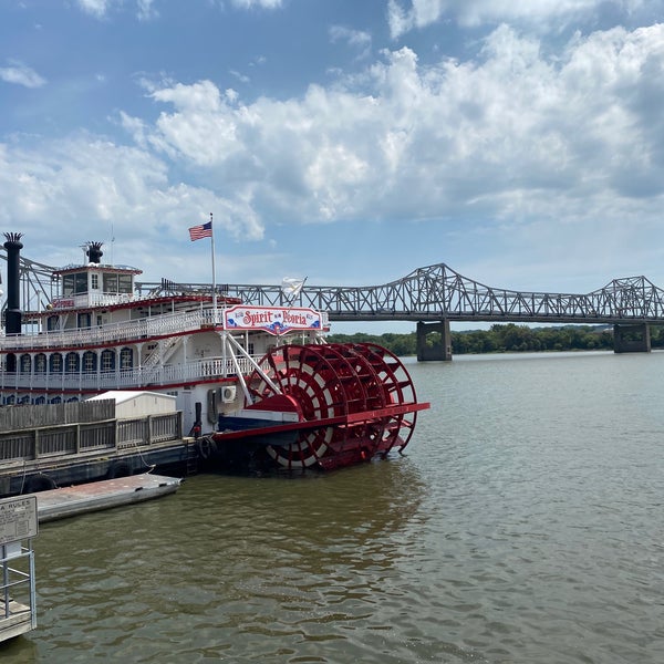 Spirit of Peoria - Boat or Ferry