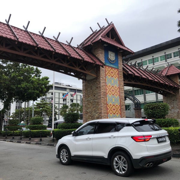 Dewan Bandaraya Kota Kinabalu - No. 1, Jalan Bandaran