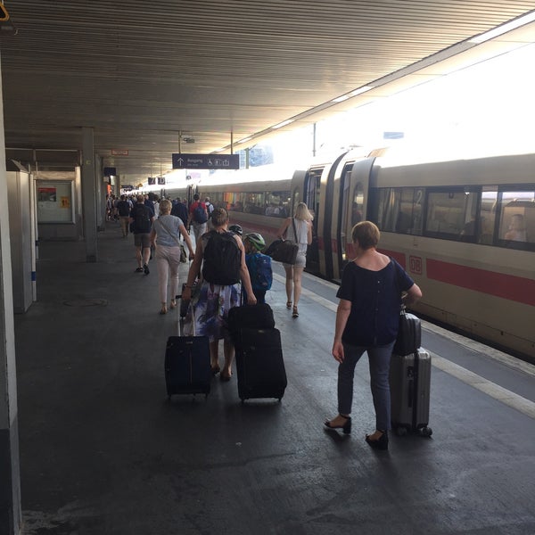 Gleis 7/8 - Mitte - 2 tips from 1230 visitors