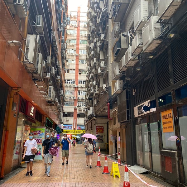 Camel Paint Building - Structure in Guān táng