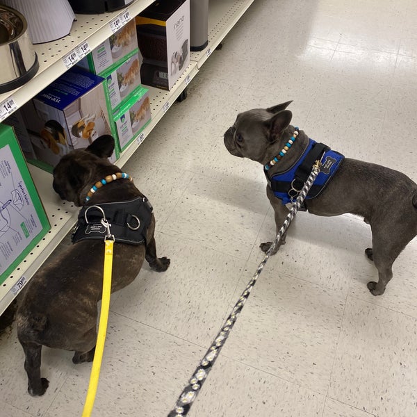 PetSmart - Pet Supplies Store