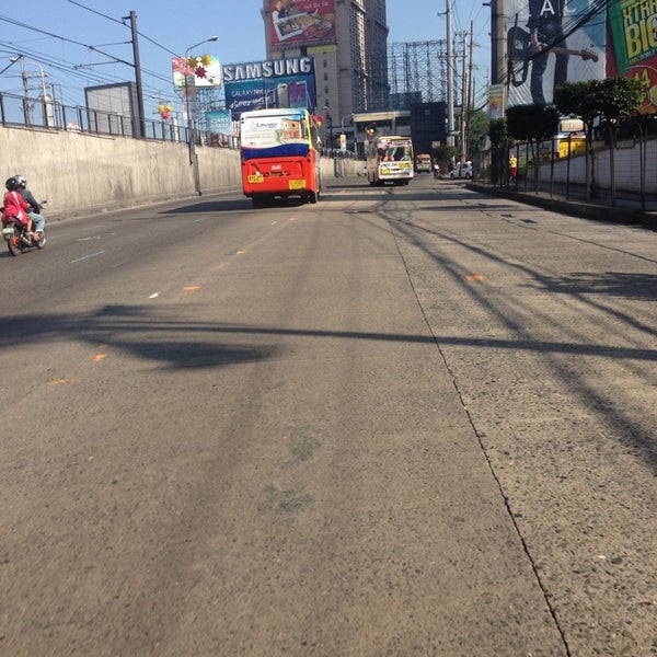Photos at EDSA - Pioneer-Boni Intersection - Mandaluyong District 2 ...