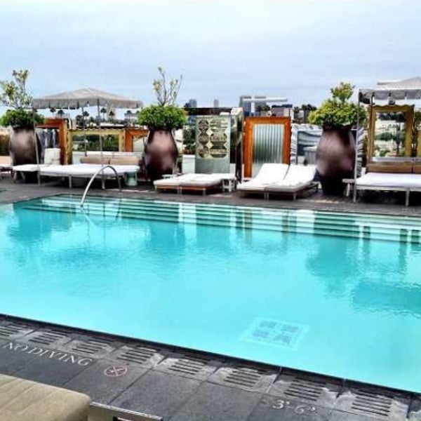 Altitude Rooftop Pool - Mid-City West - 8 tips