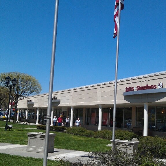 Photos at The Crossings Premium Outlets - 67 tips from 12332 visitors