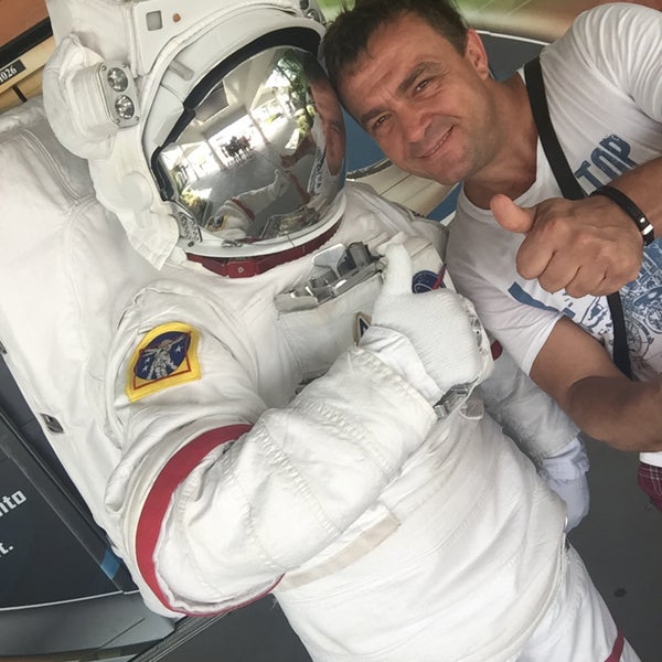 Astronaut Encounter - NASA Pkwy W