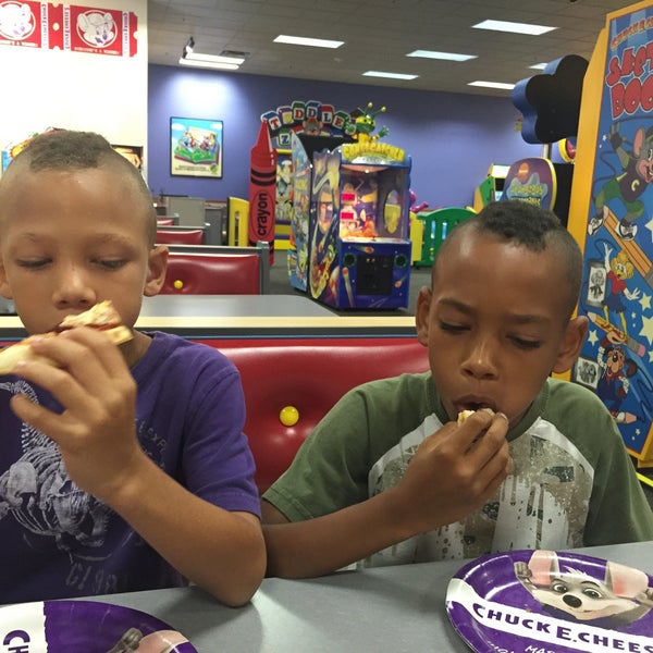 Chuck E. Cheese - Boynton Beach, FL
