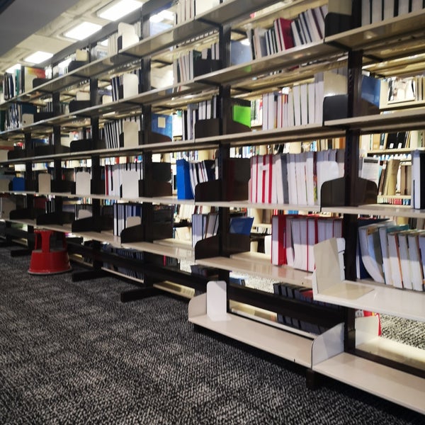 QUT Library - V Block - Brisbane City - Brisbane, QLD