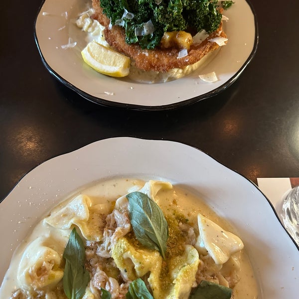 715 Restaurant - New American Restaurant