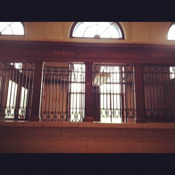 Photos at Mattoon Amtrak Station (MAT) - Platform