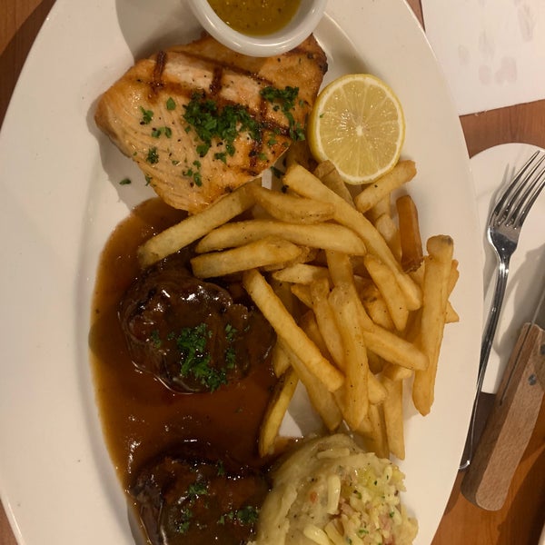 Tony Roma's - 15 tips from 1965 visitors