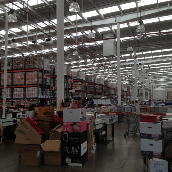 Costco - Warehouse or Wholesale Store in San Pedro de los Pinos