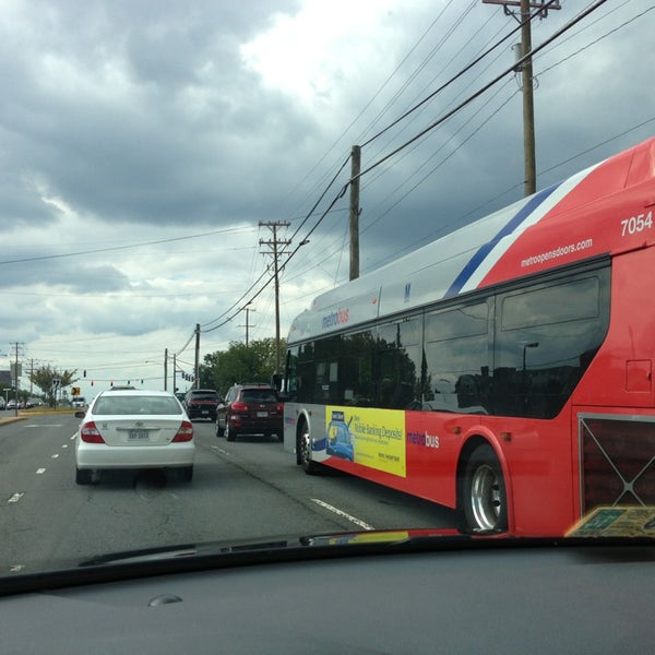 Metrobus 1C - Fairfax, VA
