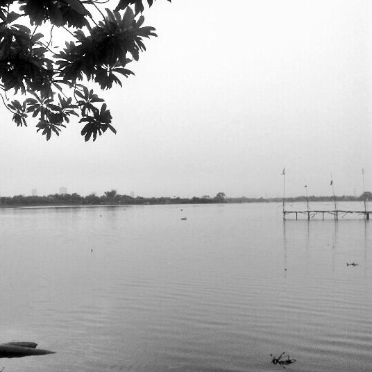 Situ Cipondoh - Lake