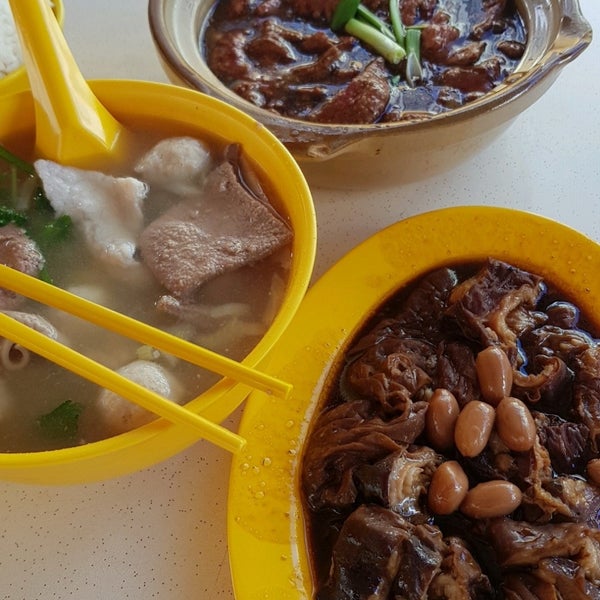 Photos at 正正文記豬雜湯 Authentic Mun Chee Kee KING of Pig's Organ Soup