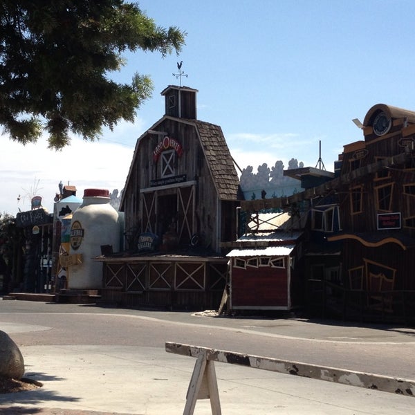 Fresno Fairgrounds - Huntington - 1121 S Chance Ave