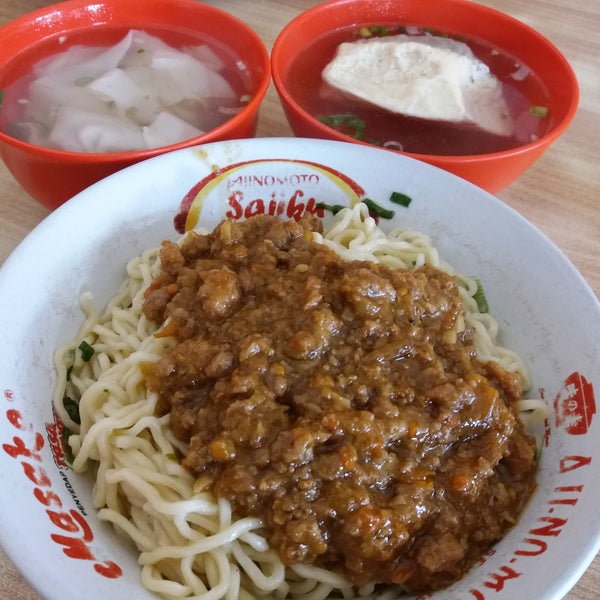 Mie Rica Kejaksaan - Jalan Kejaksaan No. 7