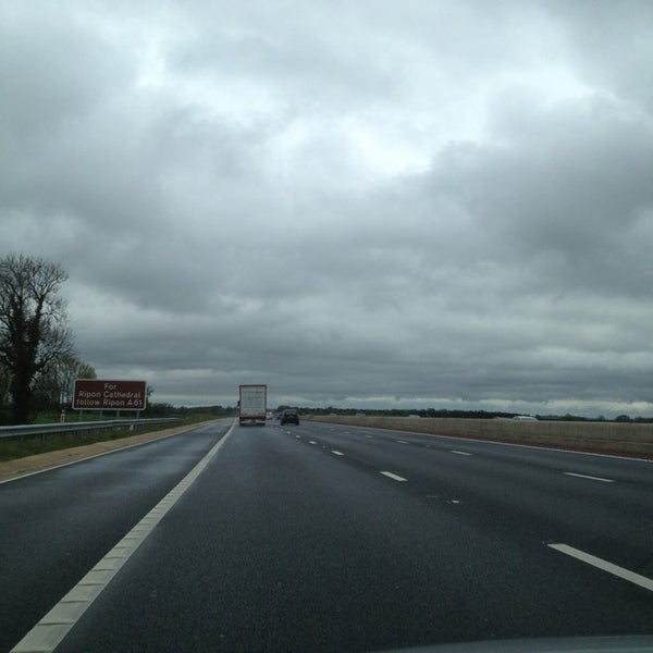 A1(M) Junction 49 - Road in Thirsk