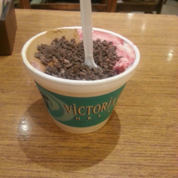 Photos at Victoria Cream - Ice Cream Shop in Barrio Norte