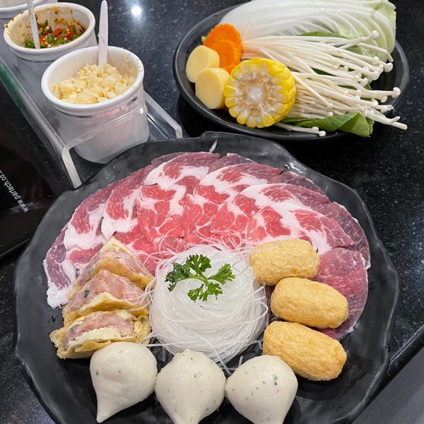 Neo Suki (นีโอสุกี้) - Hotpot Restaurant