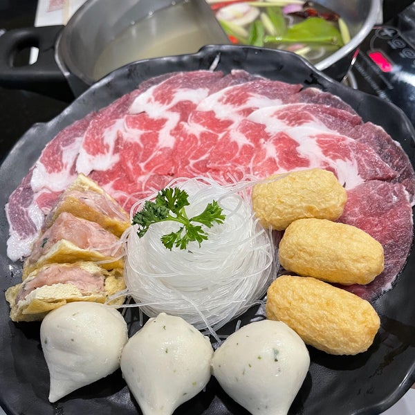 Neo Suki (นีโอสุกี้) - Hotpot Restaurant