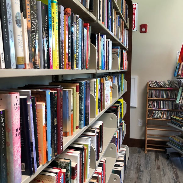 Mission Hills Hillcrest Knox Library - 1 tip