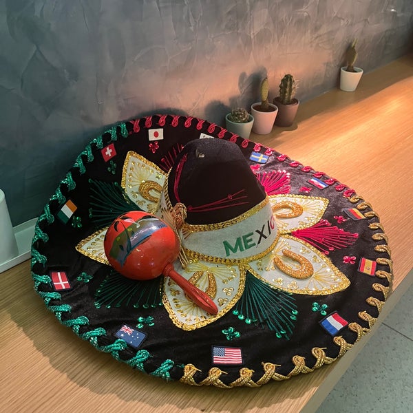 Maxzi - Burger Joint in Abu Dhabi