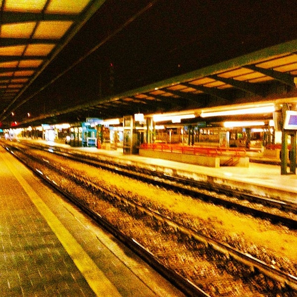 Stazione Bari Centrale - Train Station in Bari