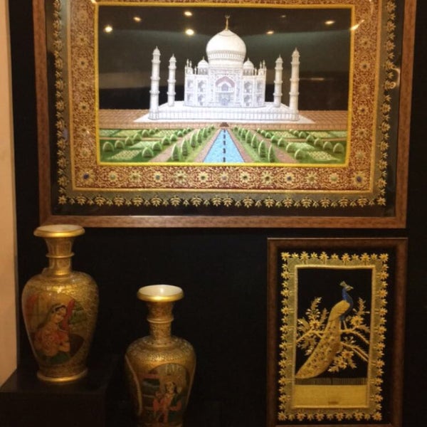 Photos at Central Cottage Industries Emporium - Miscellaneous Shop in ...