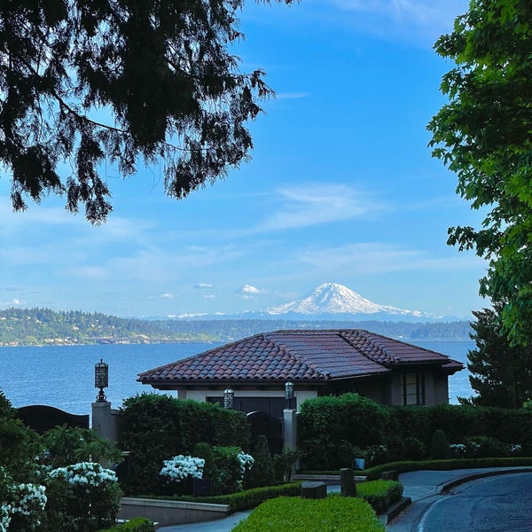 Howell Park - Park in Madrona