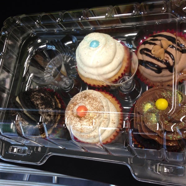 Pick Your Poison Cupcake Cafe (Now Closed) - Safety Harbor, FL