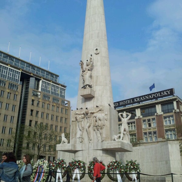 Nationaal Monument op de Dam - Monument / Landmark in Amsterdam Centrum