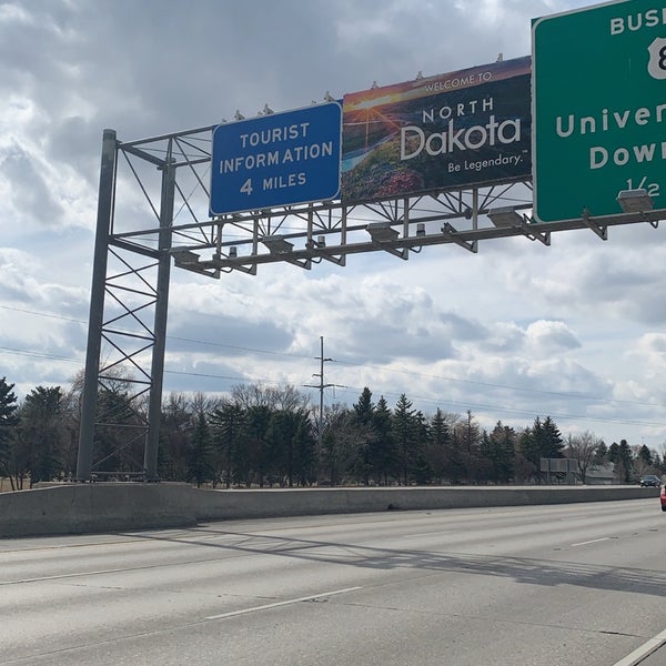 Photos at Minnesota / North Dakota State Line - Border Crossing in Fargo