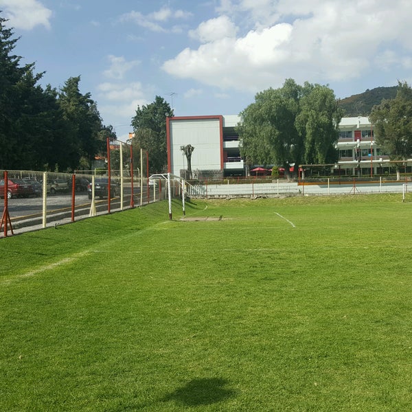 Colegio Angela Segovia de Serrano - College and University in ...