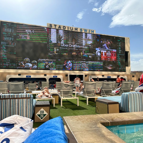 Stadium Swim - Downtown Las Vegas - 8 Fremont St