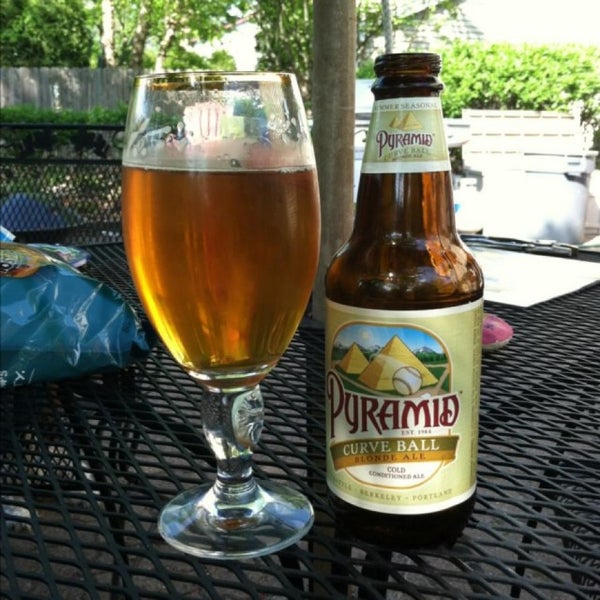 Seale's Human Pyramid BBQ - Roscoe Village - 0 tips